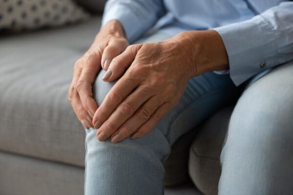 Joint pain - top 10 causes - MyDr.com.au